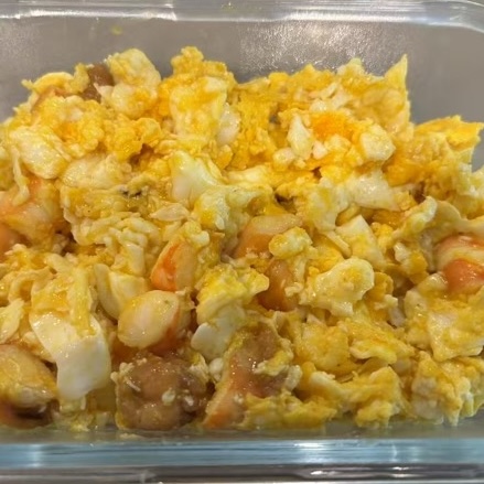 Two-Step Scrambled Eggs (Whites First, Yolks After)